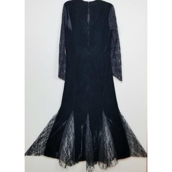 The Pyramid Collection | Dresses | The Pyramid Collection Velvet Lace ...